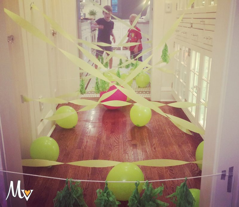 Crepe Paper Maze – The Mama Village